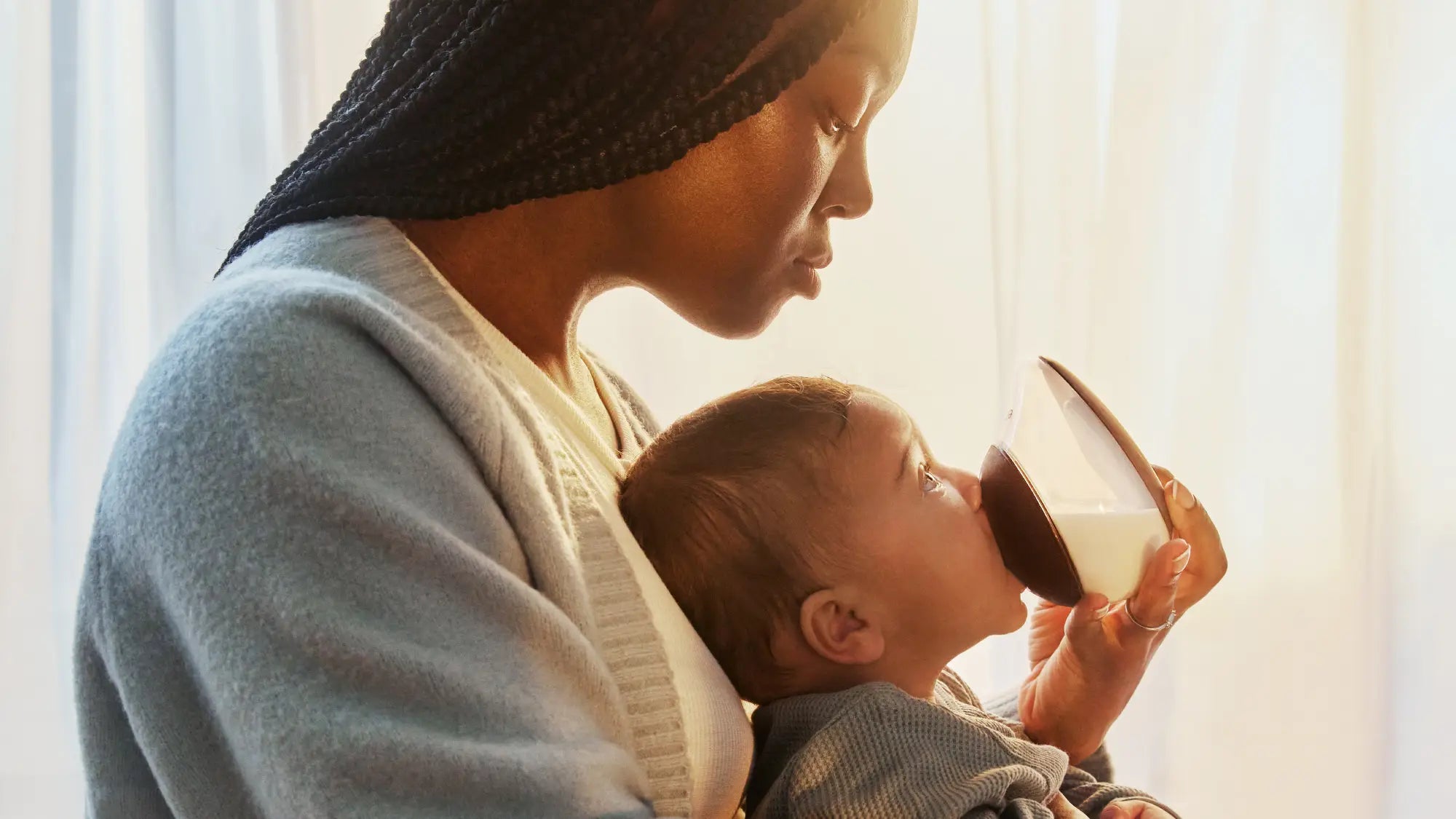 Responsive Bottle Feeding: Where Emulait Leads the Way